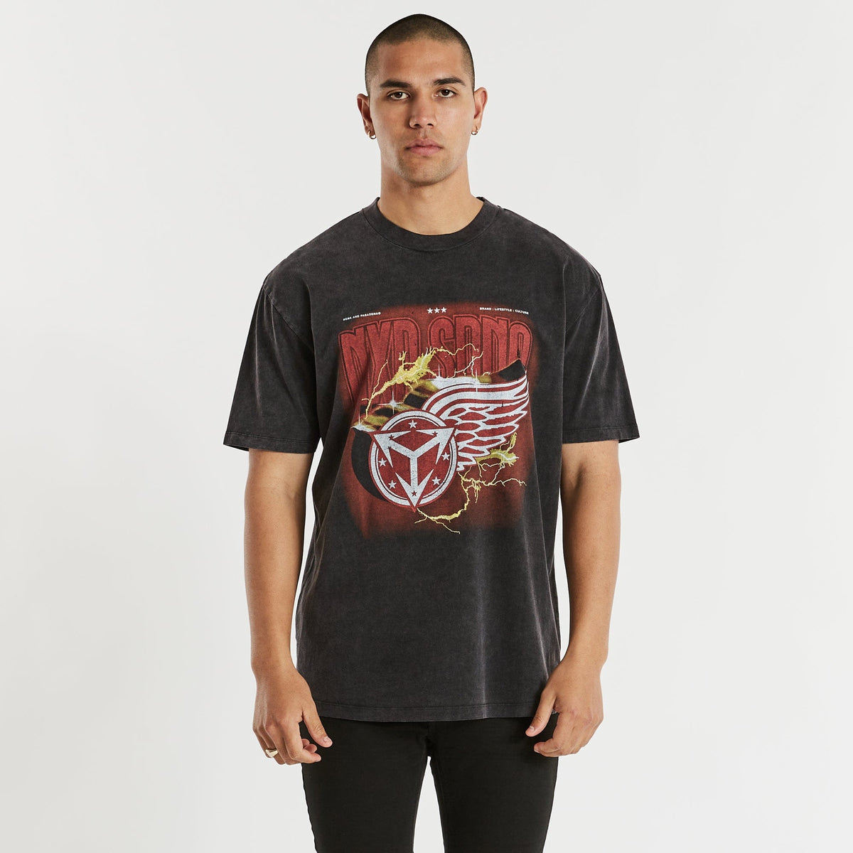 Red Thunder Tee Mineral Black | Neverland Store