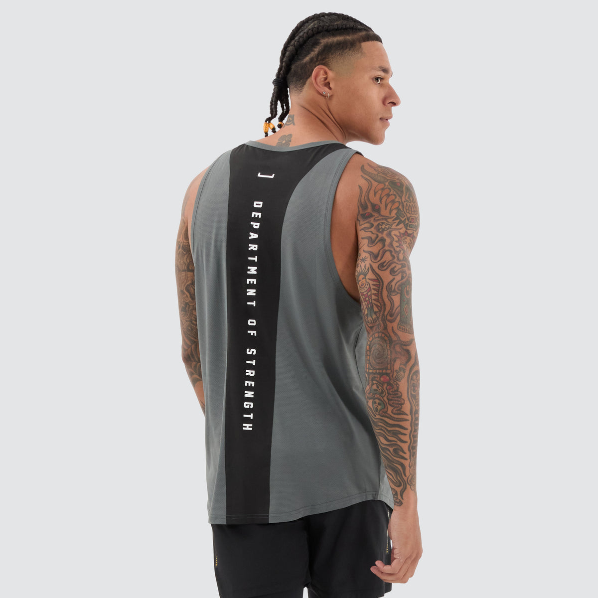 KSCY ACTIVEWEAR - Bolster Curved Hem Tank in Grey/Jet Black | Neverland ...