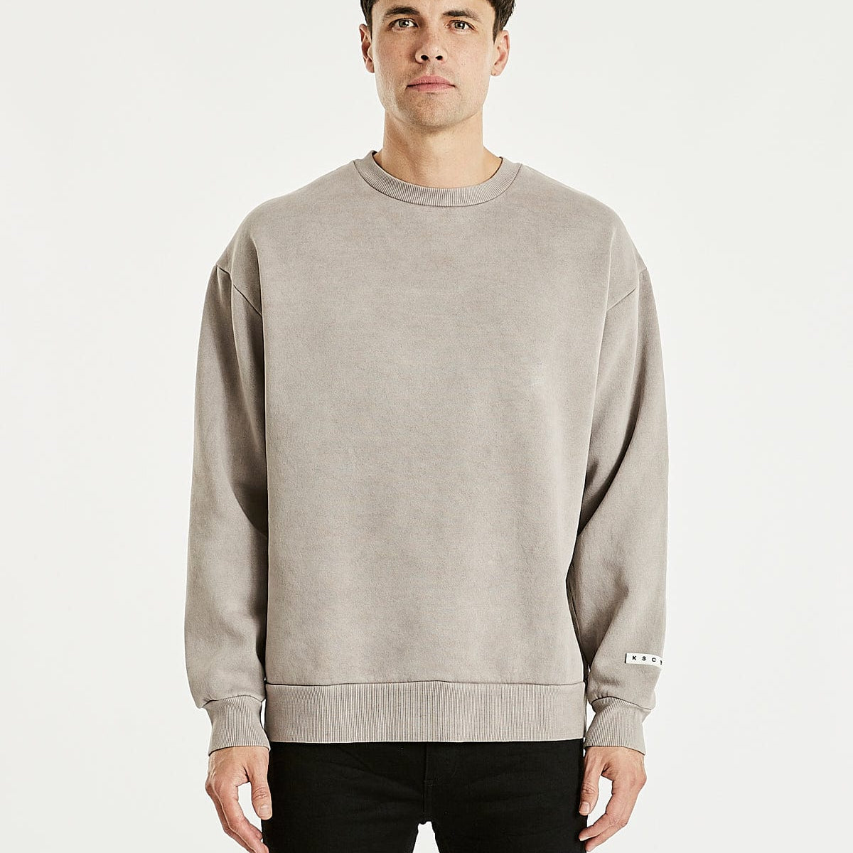 Essentials Crew Neck Jumper Pigment Gull | Neverland Store
