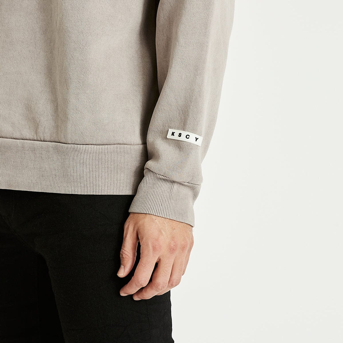 Essentials Crew Neck Jumper Pigment Gull | Neverland Store