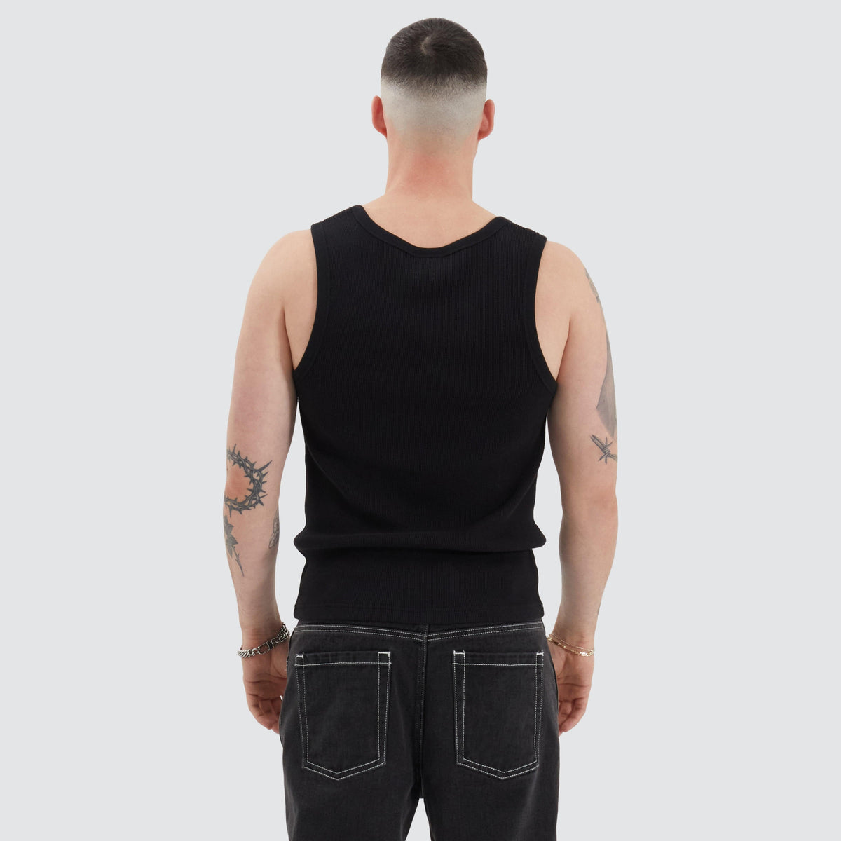 Weiza Singlet Jet Black | Neverland Store