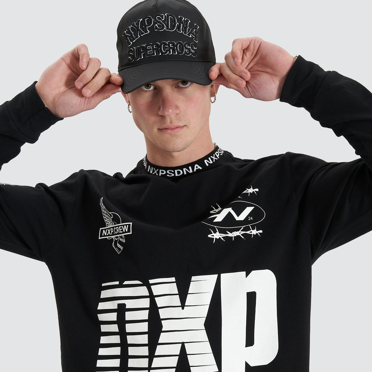 NXP Concrete Heavy Relaxed Longsleeve in Black | Neverland | Neverland ...