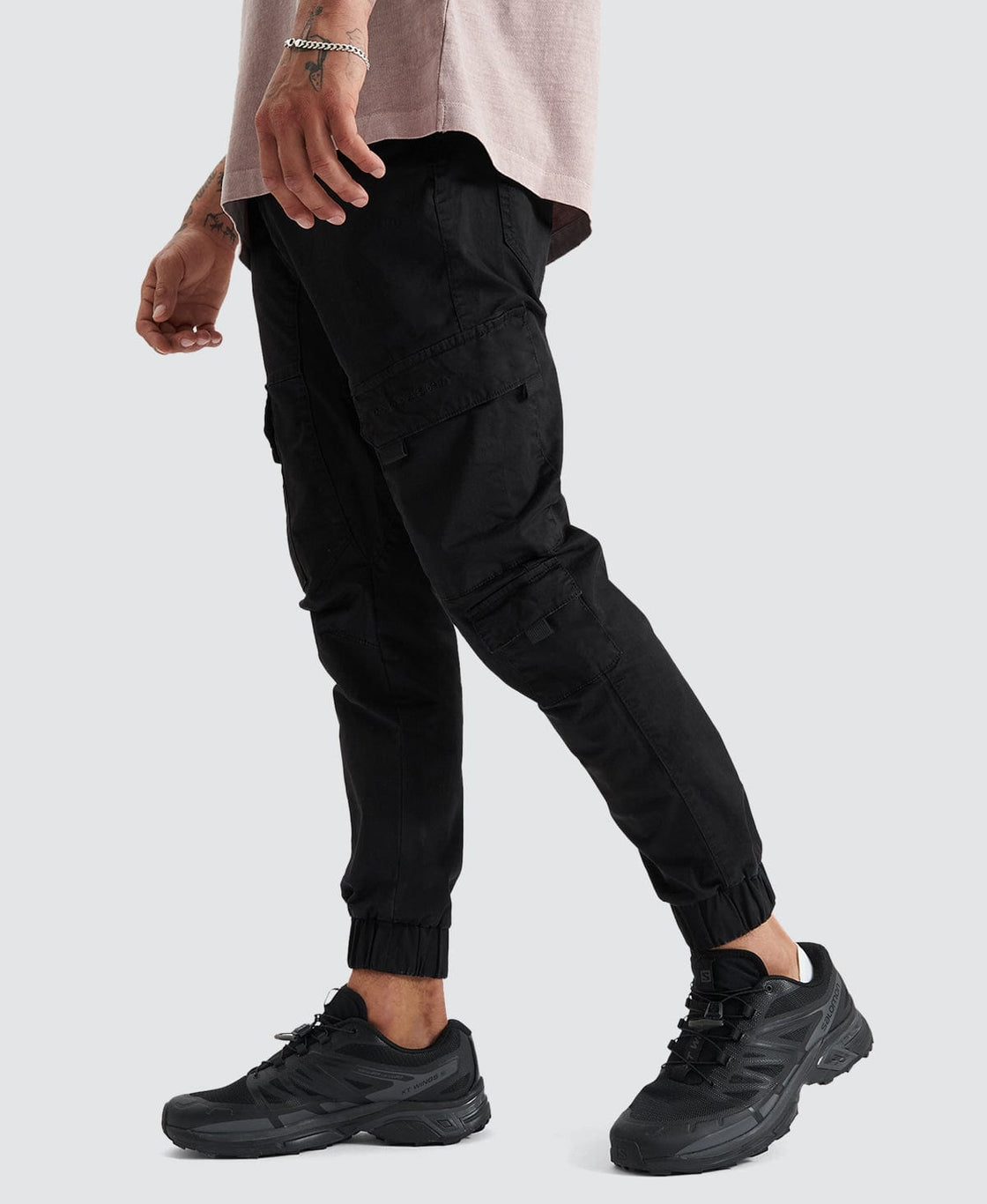 NXP F100 Cargo Jogger in Black - Nena and Pasadena – Neverland Store